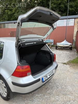 Pelēks Volkswagen Golf 2002 Rīga, ar dzinēja tilpumu 1.90 L un nobraukumu 303 tūkst. km par 2490 €, foto 26 vietnē AUTOMOTO.COM.LV