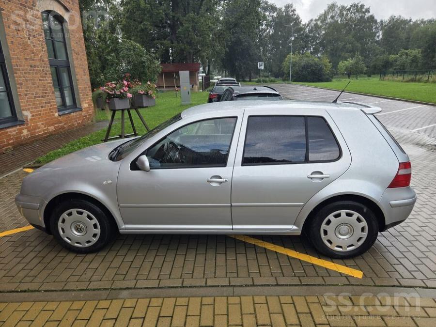 Grey Volkswagen Golf 2002 in Bauska, with an engine capacity of 1.90 L and mileage of 316 thousand km for 2290 €, photo 9 on AUTOMOTO.COM.LV