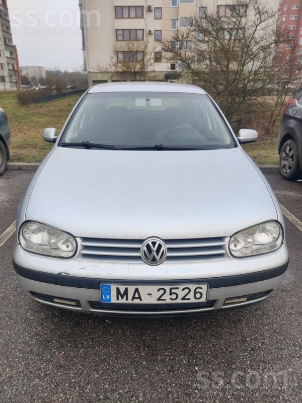 Grey Volkswagen Golf 2003 in Daugavpils, with an engine capacity of 1.90 L and mileage of 372 thousand km for 600 €, photo 1 on AUTOMOTO.COM.LV