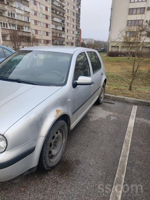 Grey Volkswagen Golf 2003 in Daugavpils, with an engine capacity of 1.90 L and mileage of 372 thousand km for 600 €, photo 2 on AUTOMOTO.COM.LV