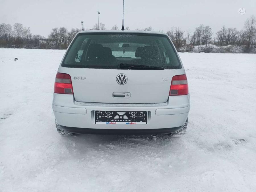 Grey Volkswagen Golf 2003 in Marijampole, with an engine capacity of 1.90 L and mileage of 269 thousand km for 2350 €, photo 9 on AUTOMOTO.COM.LV