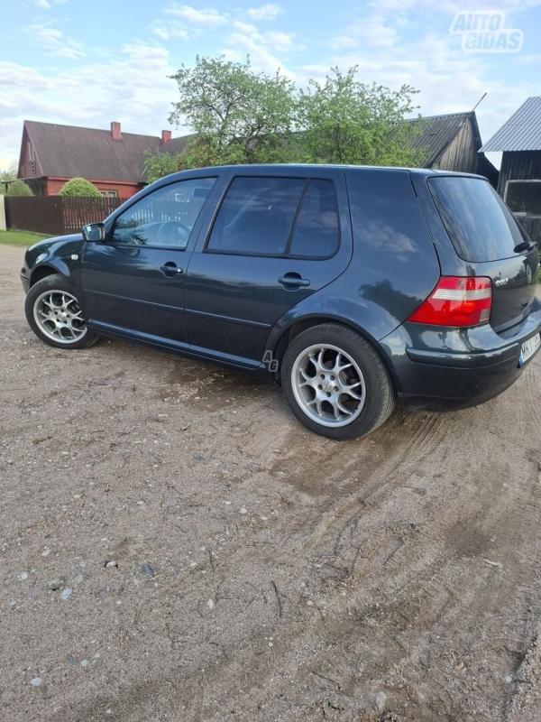 Серый Фольксваген Гольф 2003 в Шальчининкай, объемом двигателя 1.90 л и пробегом 325 тыс. км за 1700 €, фото 1 на AUTOMOTO.COM.LV