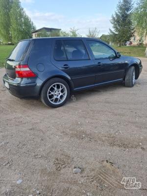 Pelēks Volkswagen Golf 2003 Šalčininkai, ar dzinēja tilpumu 1.90 L un nobraukumu 325 tūkst. km par 1700 €, foto 3 vietnē AUTOMOTO.COM.LV
