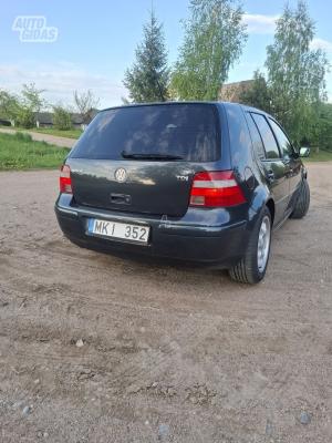 Pelēks Volkswagen Golf 2003 Šalčininkai, ar dzinēja tilpumu 1.90 L un nobraukumu 325 tūkst. km par 1700 €, foto 4 vietnē AUTOMOTO.COM.LV