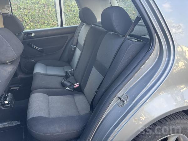 Grey Volkswagen Golf 2003 in Riga, with an engine capacity of 1.90 L and mileage of 254 thousand km for 2490 €, photo 7 on AUTOMOTO.COM.LV