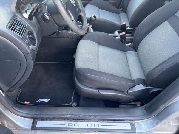 Grey Volkswagen Golf 2003 in Riga, with an engine capacity of 1.90 L and mileage of 254 thousand km for 2490 €, photo 8 on AUTOMOTO.COM.LV