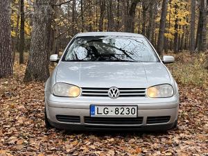 Pelēks Volkswagen Golf 2003 Jelgava, ar dzinēja tilpumu 1.90 L un nobraukumu 350 tūkst. km par 1200 €, foto 4 vietnē AUTOMOTO.COM.LV