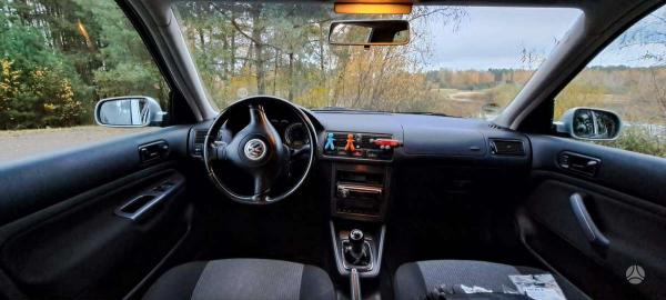 Pelēks Volkswagen Golf 2003 Panevēža, ar dzinēja tilpumu 1.90 L un nobraukumu 270 tūkst. km par 1500 €, foto 6 vietnē AUTOMOTO.COM.LV
