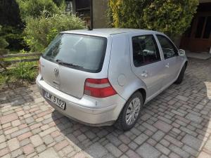 Pelēks Volkswagen Golf 2003 Rīga, ar dzinēja tilpumu 1.90 L un nobraukumu 310 tūkst. km par 950 €, foto 5 vietnē AUTOMOTO.COM.LV