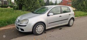 Pelēks Volkswagen Golf 2003 Kauņa, ar dzinēja tilpumu 1.60 L un nobraukumu 131 tūkst. km par 1000 €, foto 4 vietnē AUTOMOTO.COM.LV