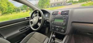 Pelēks Volkswagen Golf 2003 Kauņa, ar dzinēja tilpumu 1.60 L un nobraukumu 131 tūkst. km par 1000 €, foto 8 vietnē AUTOMOTO.COM.LV