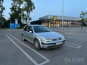 Grey Volkswagen Golf 2003 in Riga, with an engine capacity of 1.90 L and mileage of 390 thousand km for 1000 €, photo 3 on AUTOMOTO.COM.LV