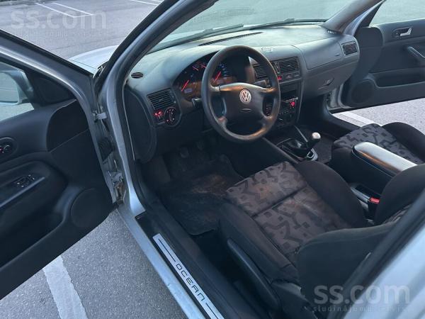 Grey Volkswagen Golf 2003 in Riga, with an engine capacity of 1.90 L and mileage of 390 thousand km for 1000 €, photo 7 on AUTOMOTO.COM.LV