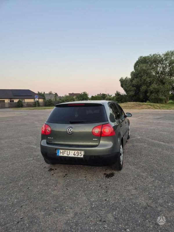 Grey Volkswagen Golf 2003 in Vilkaviskis, with an engine capacity of 1.90 L and mileage of 374 thousand km for 850 €, photo 3 on AUTOMOTO.COM.LV