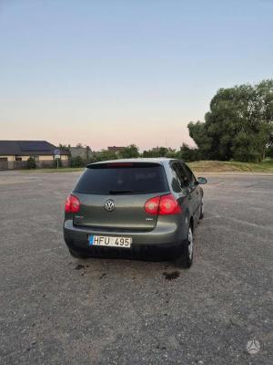 Pelēks Volkswagen Golf 2003 Vilkaviškis, ar dzinēja tilpumu 1.90 L un nobraukumu 374 tūkst. km par 850 €, foto 4 vietnē AUTOMOTO.COM.LV