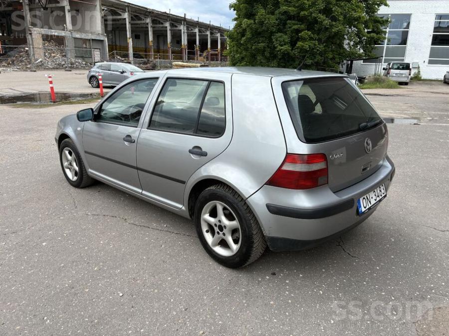 Grey Volkswagen Golf 2003 in Riga, with an engine capacity of 1.90 L and mileage of 254 thousand km for 2450 €, photo 5 on AUTOMOTO.COM.LV