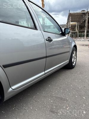 Grey Volkswagen Golf 2003 in Riga, with an engine capacity of 1.90 L and mileage of 254 thousand km for 2450 €, photo 12 on AUTOMOTO.COM.LV