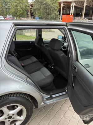 Grey Volkswagen Golf 2003 in Riga, with an engine capacity of 1.90 L and mileage of 254 thousand km for 2450 €, photo 25 on AUTOMOTO.COM.LV