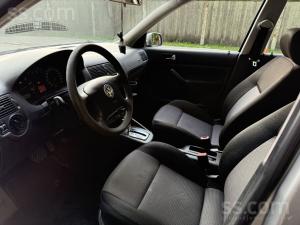 Pelēks Volkswagen Golf 2003 Rīga, ar dzinēja tilpumu 1.60 L un nobraukumu 230 tūkst. km par 1650 €, foto 7 vietnē AUTOMOTO.COM.LV