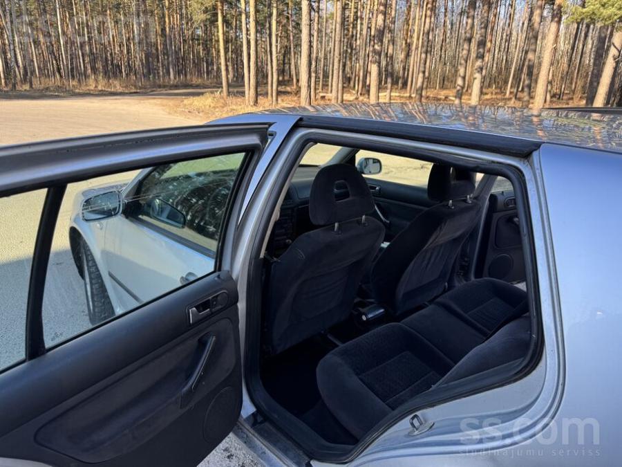 Pelēks Volkswagen Golf 2003 Rīga, ar dzinēja tilpumu 1.90 L un nobraukumu 570 tūkst. km par 1000 €, foto 9 vietnē AUTOMOTO.COM.LV