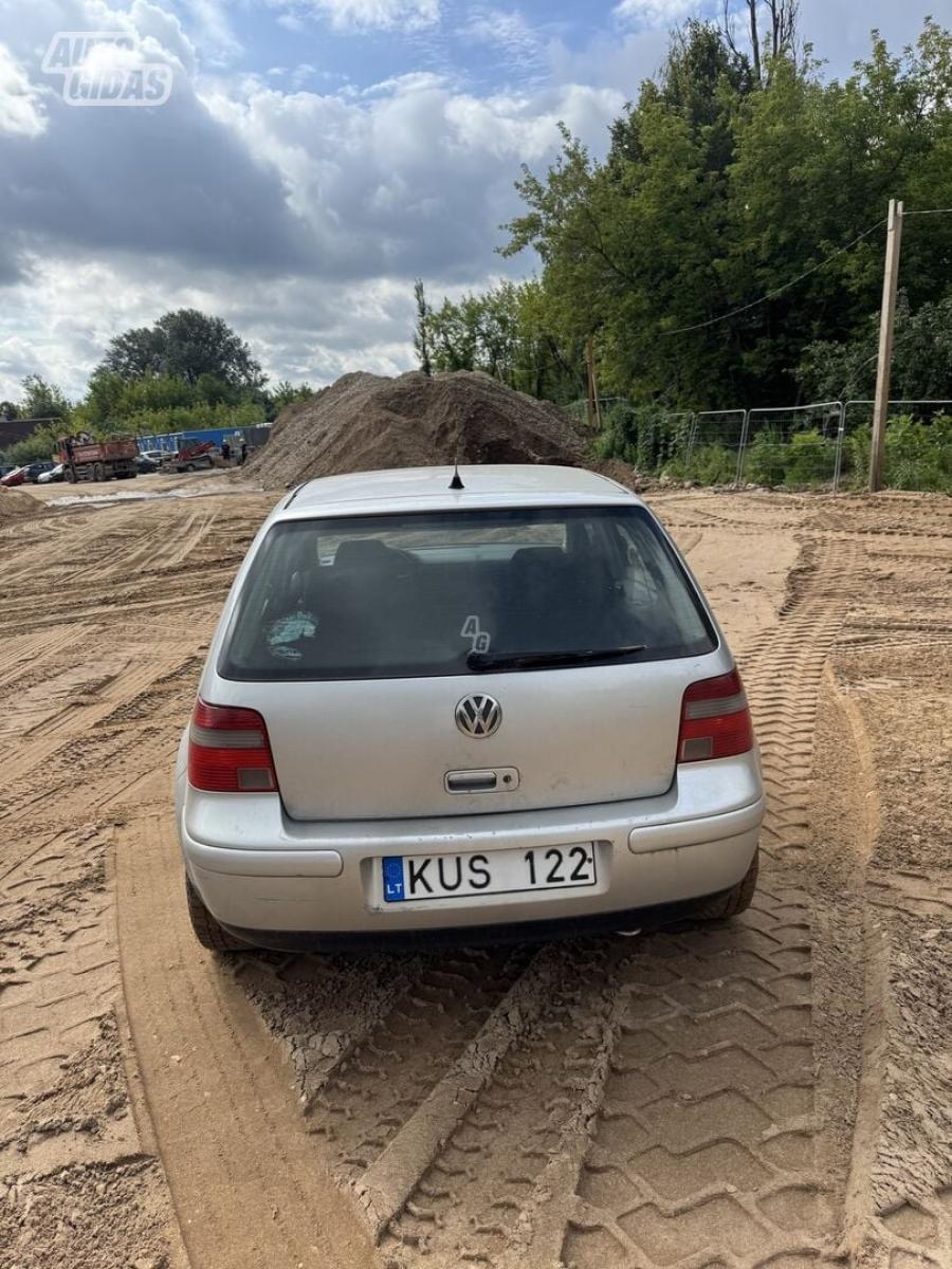 Grey Volkswagen Golf 2003 in Vilnius, with an engine capacity of 1.90 L and mileage of 351 thousand km for 600 €, photo 6 on AUTOMOTO.COM.LV