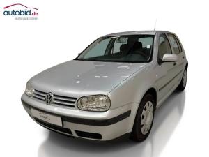 Grey Volkswagen Golf 2003 in Limbazi, with an engine capacity of 1.40 L and mileage of 56 thousand km for 3550 €, photo  on AUTOMOTO.COM.LV