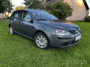 Pelēks Volkswagen Golf 2003 Valmiera, ar dzinēja tilpumu 1.60 L un nobraukumu 230 tūkst. km par 1250 €, foto  vietnē AUTOMOTO.COM.LV