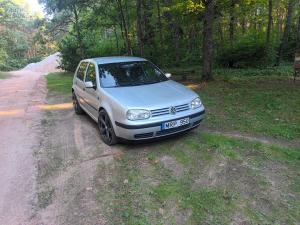 Grey Volkswagen Golf 2003 in Vilnius, with an engine capacity of 1.90 L and mileage of 385 thousand km for 1000 €, photo 3 on AUTOMOTO.COM.LV
