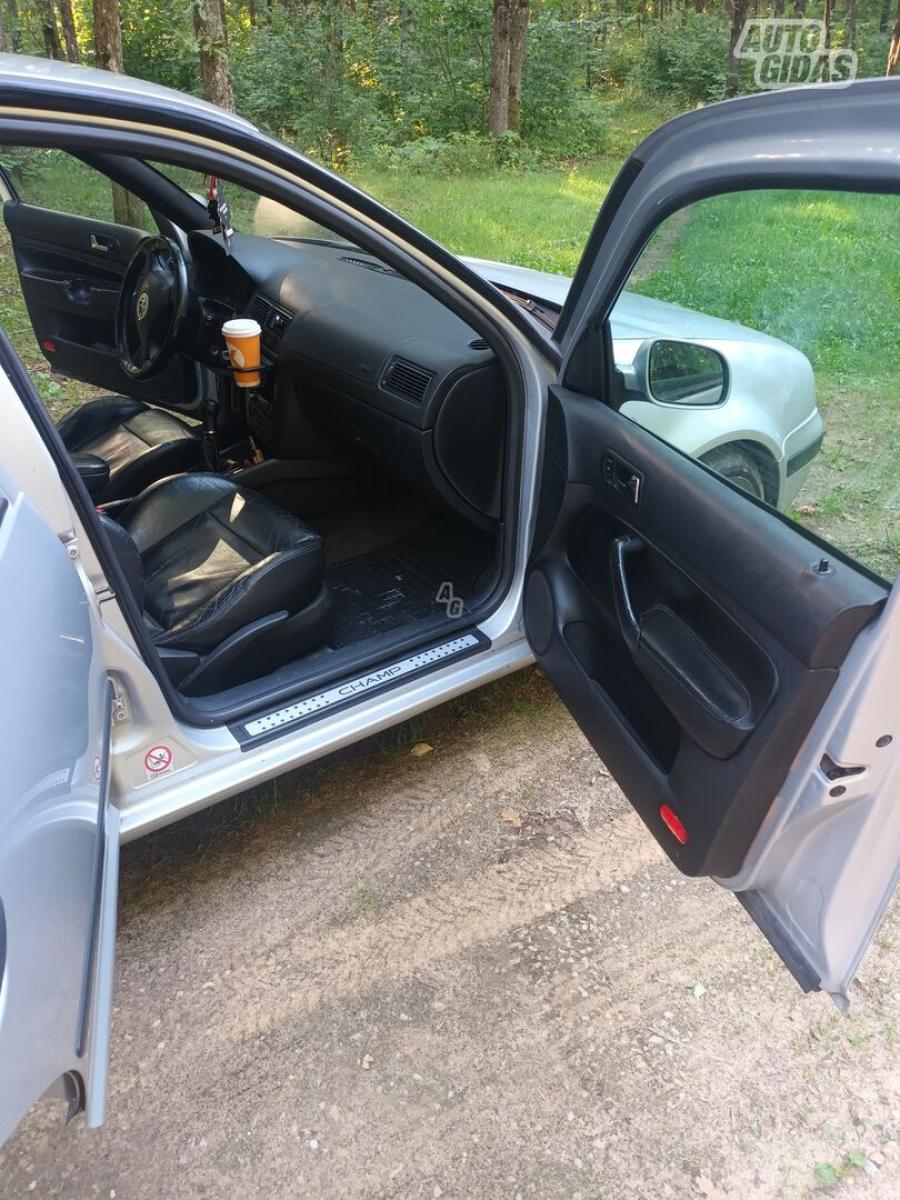 Grey Volkswagen Golf 2003 in Vilnius, with an engine capacity of 1.90 L and mileage of 385 thousand km for 1000 €, photo 9 on AUTOMOTO.COM.LV