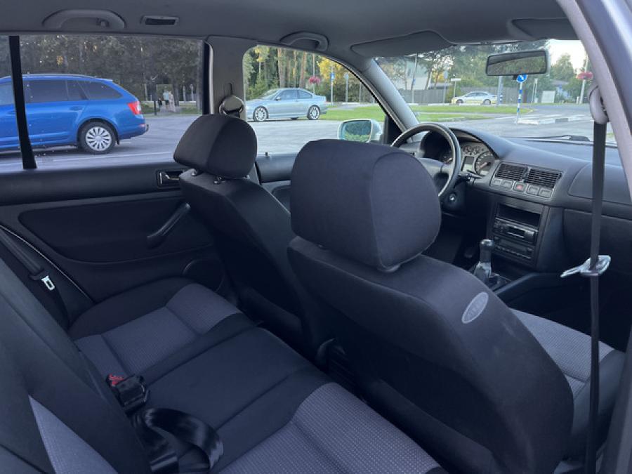 Pelēks Volkswagen Golf 2003 Saue, ar dzinēja tilpumu 1.90 L un nobraukumu 291 tūkst. km par 2200 €, foto 9 vietnē AUTOMOTO.COM.LV