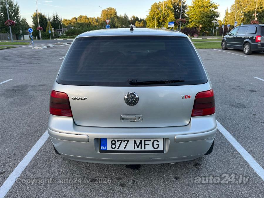 Grey Volkswagen Golf 2003 in Saue, with an engine capacity of 1.90 L and mileage of 291 thousand km for 2200 €, photo 4 on AUTOMOTO.COM.LV
