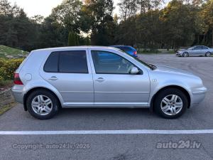 Grey Volkswagen Golf 2003 in Saue, with an engine capacity of 1.90 L and mileage of 291 thousand km for 2200 €, photo 5 on AUTOMOTO.COM.LV