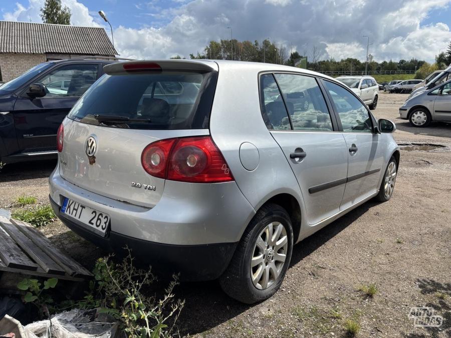Grey Volkswagen Golf 2003 in Utena, with an engine capacity of 2.00 L and mileage of 370 thousand km for 550 €, photo 5 on AUTOMOTO.COM.LV