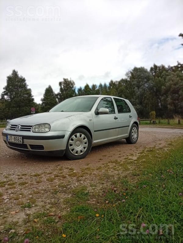 Pelēks Volkswagen Golf 2003 Rīga, ar dzinēja tilpumu 1.90 L un nobraukumu 385 tūkst. km par 1050 €, foto 5 vietnē AUTOMOTO.COM.LV