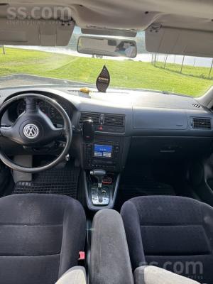 Pelēks Volkswagen Golf 2003 Preiļi, ar dzinēja tilpumu 1.90 L un nobraukumu 331 tūkst. km par 1800 €, foto 6 vietnē AUTOMOTO.COM.LV