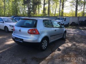 Grey Volkswagen Golf 2004 in Riga, with an engine capacity of 1.40 L and mileage of 0 thousand km for 2500 €, photo 3 on AUTOMOTO.COM.LV