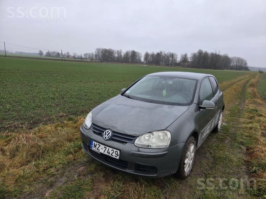 Pelēks Volkswagen Golf 2004 Jelgava, ar dzinēja tilpumu 2.00 L un nobraukumu 328 tūkst. km par 600 €, foto 6 vietnē AUTOMOTO.COM.LV