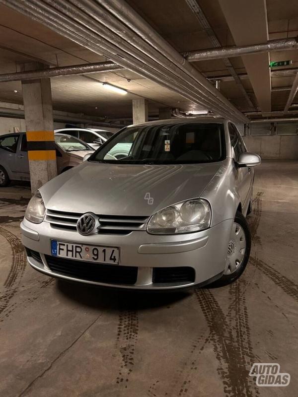 Pelēks Volkswagen Golf 2004 Kauņa, ar dzinēja tilpumu 1.90 L un nobraukumu 337 tūkst. km par 1700 €, foto 2 vietnē AUTOMOTO.COM.LV
