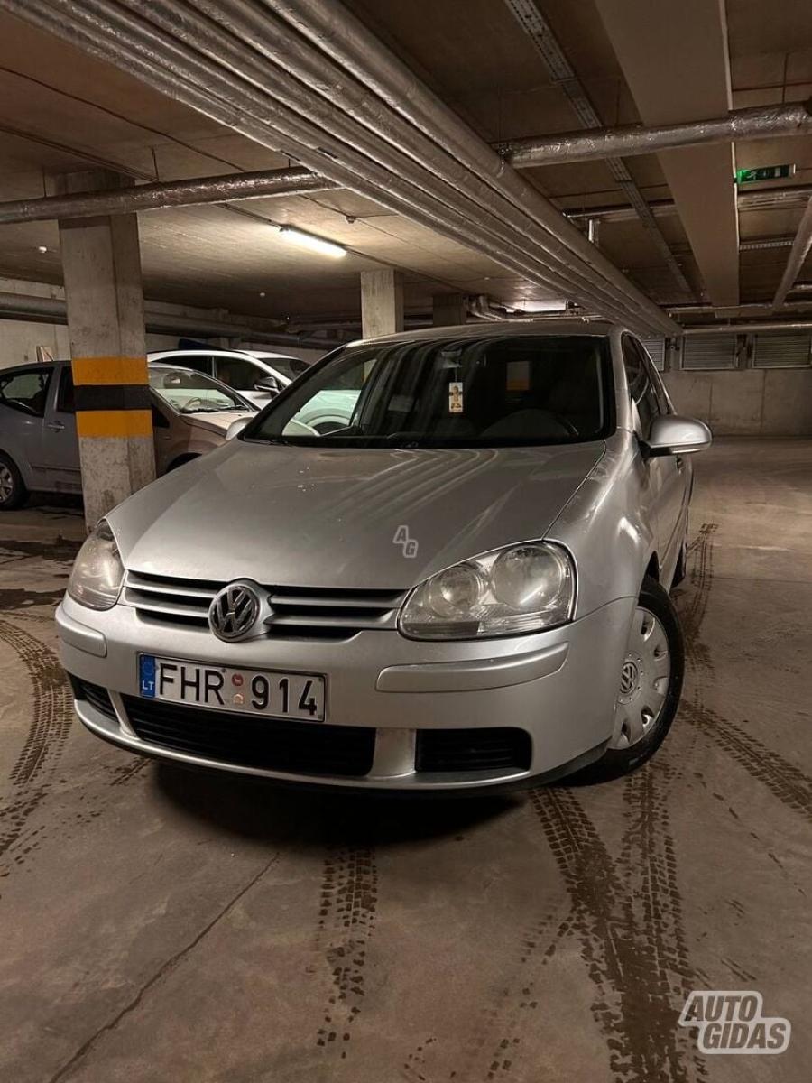 Pelēks Volkswagen Golf 2004 Kauņa, ar dzinēja tilpumu 1.90 L un nobraukumu 337 tūkst. km par 1700 €, foto 2 vietnē AUTOMOTO.COM.LV