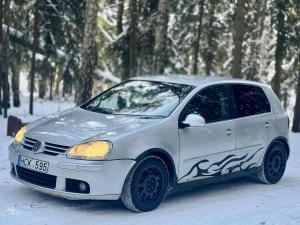 Pelēks Volkswagen Golf 2004 Radviliškis, ar dzinēja tilpumu 2.00 L un nobraukumu 333 tūkst. km par 1100 €, foto 3 vietnē AUTOMOTO.COM.LV