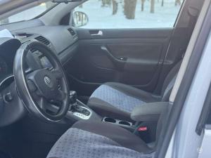 Pelēks Volkswagen Golf 2004 Radviliškis, ar dzinēja tilpumu 2.00 L un nobraukumu 333 tūkst. km par 1100 €, foto 8 vietnē AUTOMOTO.COM.LV