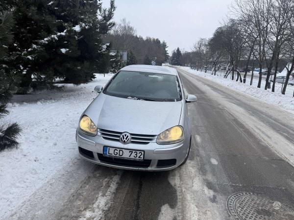 Pelēks Volkswagen Golf 2004 Kauņa, ar dzinēja tilpumu 2.00 L un nobraukumu 396 tūkst. km par 1550 €, foto 6 vietnē AUTOMOTO.COM.LV