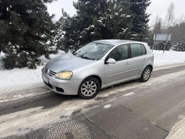 Pelēks Volkswagen Golf 2004 Kauņa, ar dzinēja tilpumu 2.00 L un nobraukumu 396 tūkst. km par 1550 €, foto 7 vietnē AUTOMOTO.COM.LV