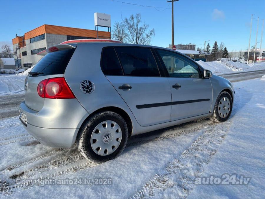 Grey Volkswagen Golf 2004 in Tallinn, with an engine capacity of 1.90 L and mileage of 270 thousand km for 1690 €, photo 3 on AUTOMOTO.COM.LV