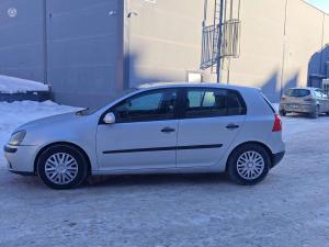 Grey Volkswagen Golf 2004 in Vilnius, with an engine capacity of 1.98 L and mileage of 236 thousand km for 2150 €, photo 3 on AUTOMOTO.COM.LV