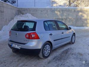 Grey Volkswagen Golf 2004 in Vilnius, with an engine capacity of 1.98 L and mileage of 236 thousand km for 2150 €, photo 5 on AUTOMOTO.COM.LV