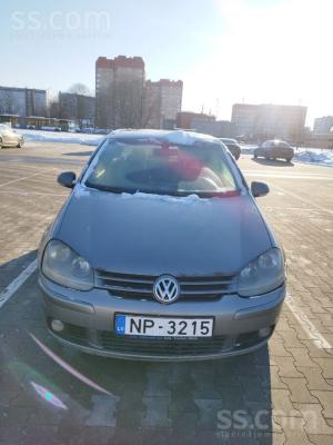 Pelēks Volkswagen Golf 2004 Rīga, ar dzinēja tilpumu 1.90 L un nobraukumu 448 tūkst. km par 900 €, foto  vietnē AUTOMOTO.COM.LV
