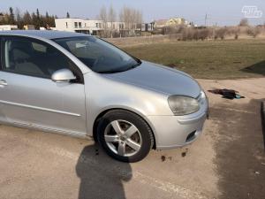 Pelēks Volkswagen Golf 2004 Kauņa, ar dzinēja tilpumu 1.90 L un nobraukumu 305 tūkst. km par 1400 €, foto 14 vietnē AUTOMOTO.COM.LV