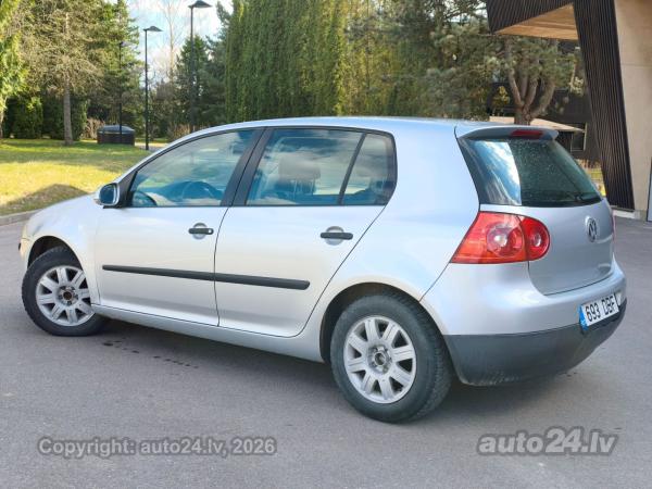 Grey Volkswagen Golf 2004 in Tartu, with an engine capacity of 1.90 L and mileage of 261 thousand km for 1699 €, photo 4 on AUTOMOTO.COM.LV