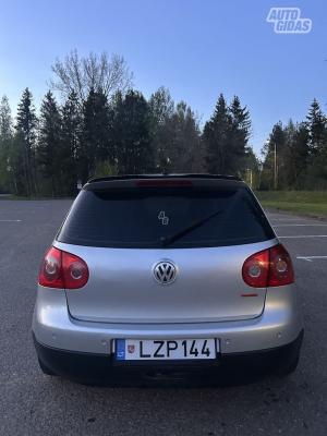 Grey Volkswagen Golf 2004 in Elektrenai, with an engine capacity of 2.00 L and mileage of 293 thousand km for 2000 €, photo 5 on AUTOMOTO.COM.LV